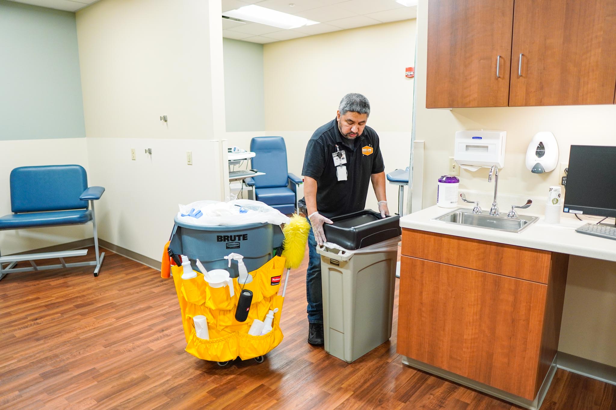 What are Janitorial Cleaning Services? | Bee Line