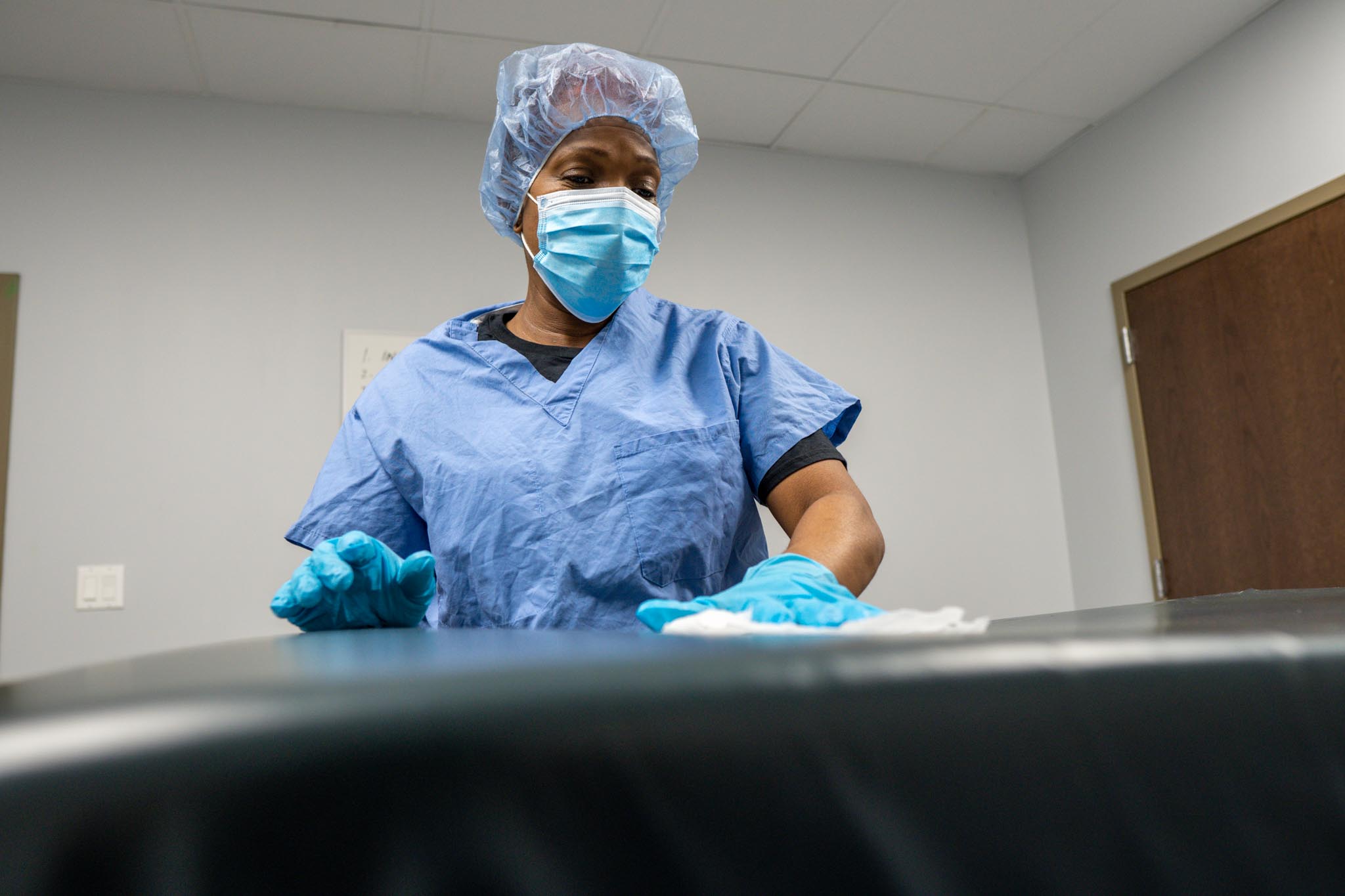 6 Areas to Clean in Your Operating Room You May Overlook | Bee Line