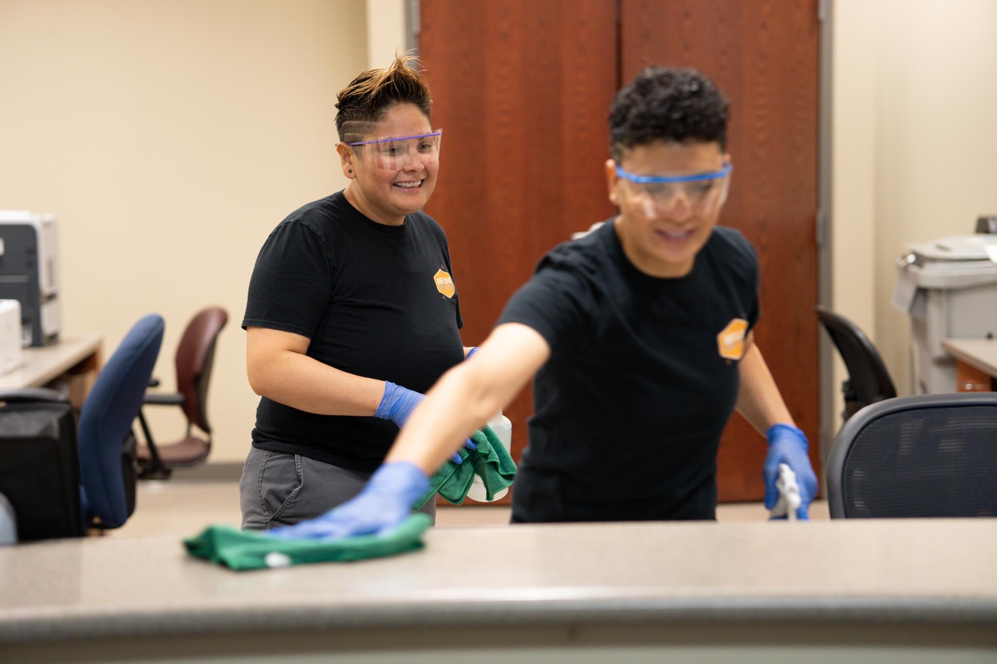 Best Practices for Clean Workstations | Bee Line